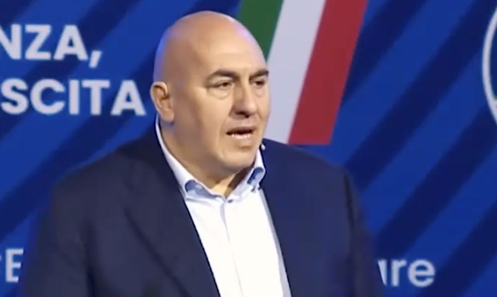 Il Ministero della Difesa: «Nessun conflitto di interessi per il ministro Guido Crosetto»