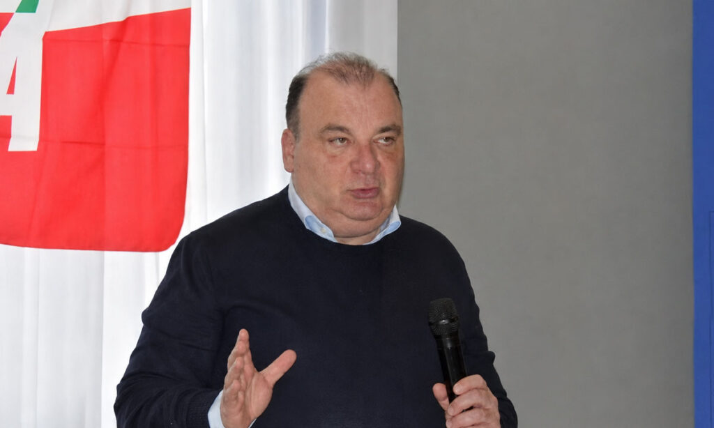 Huaweigate, l’Europarlamento revoca l’immunità a Fulvio Martusciello